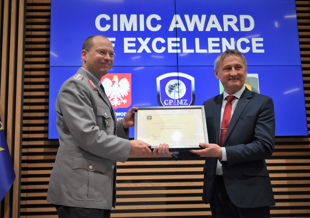 CIMIC Award of Excellence - CIMIC COE